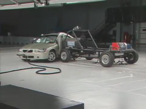 权威机构 沃尔沃Volvo S60 侧面 碰撞测试