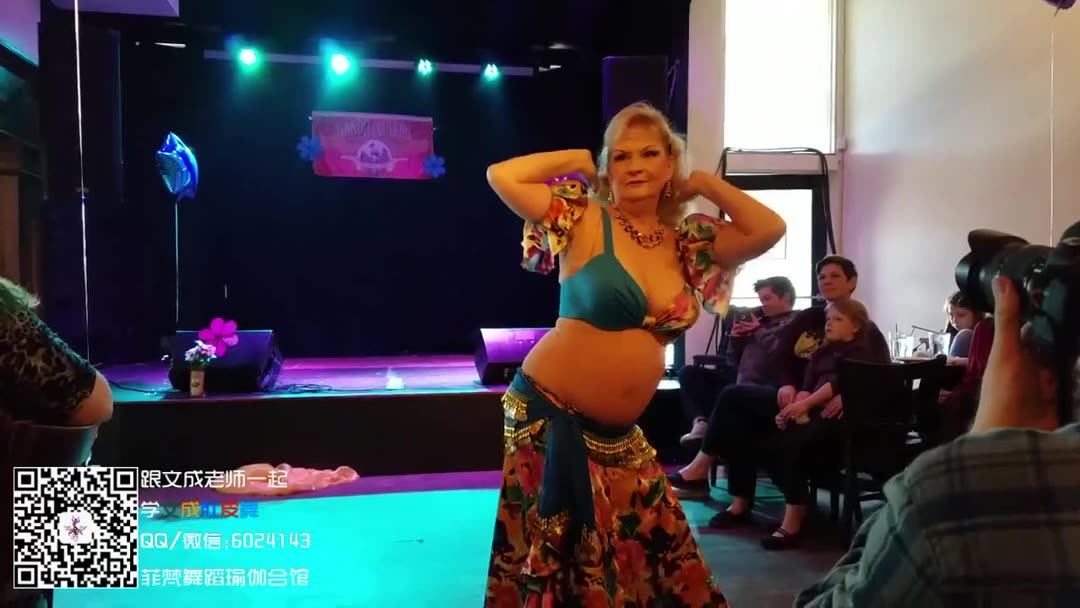 文成肚皮舞-胖女人肚皮舞 Fakerni