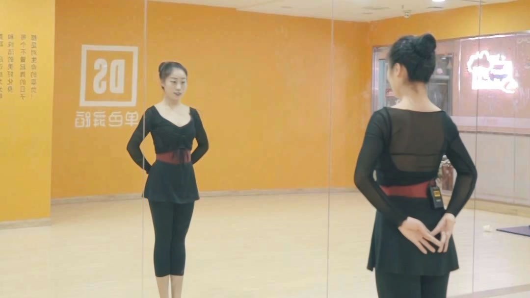 中国舞《辞九门回忆》教学,只道最是人间不能留