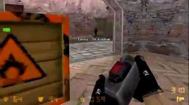 CS世界大赛,大佬准备安放炸弹,无意间发现敌人,果断切出小手枪