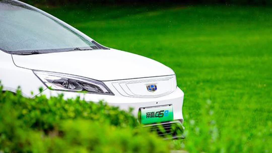 吉利帝豪GSe 贴后仅售11.98万起 电动SUV新选择