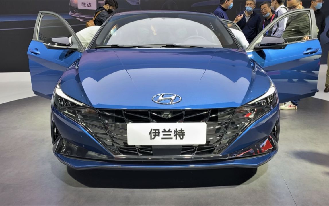 2021款现代伊兰特车展实拍,近距离了解后,给个不买的理由
