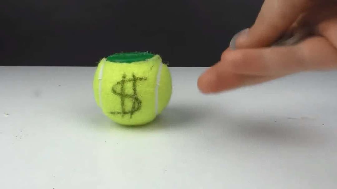 手上画上记号笔印记擦不掉?一根小小火柴完美解决问题!