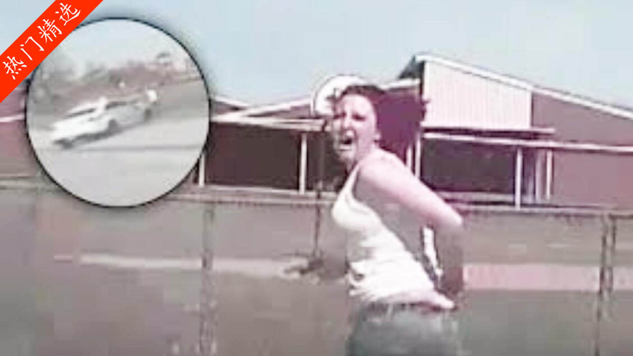 实拍美国警察抓小偷,追不上直接开车撞