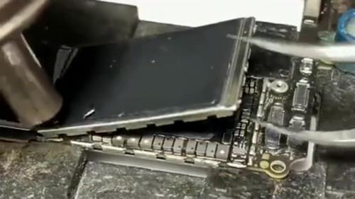 ...发明:iphone7系日常基带cpu维修,这零件很是繁琐,各自起着重大作用!