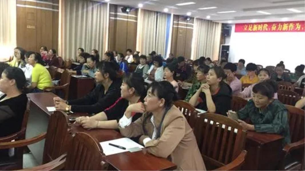 离职要去外地工作,以前的社保能一并办理转移吗?望周知