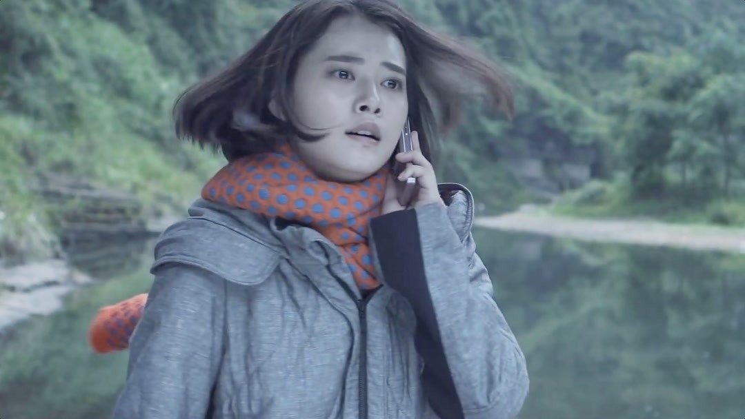 侯天明:河中出现漂浮物,姑娘还以为是二毛,不料是垃圾