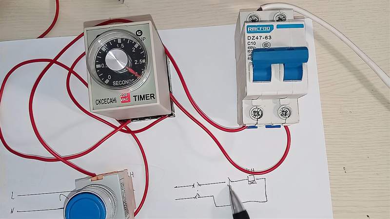 时间继电器的使用