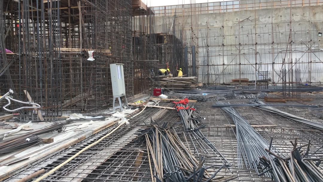 管井降水出筏板后浇带施工方案