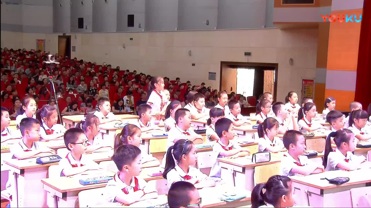 新课程改革小学数学优质课选编数与代数《小数除法》吴正宪_S79848