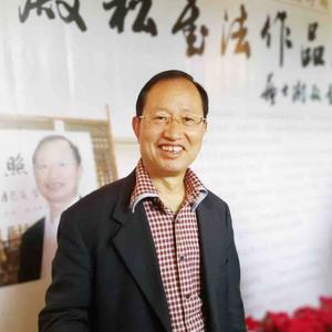 魏殿松 
