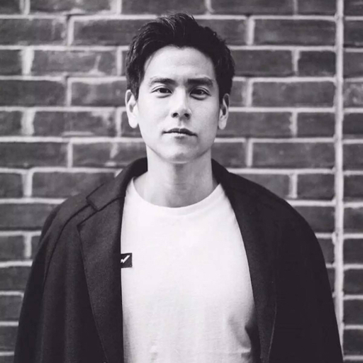 爱健身的阿臣 