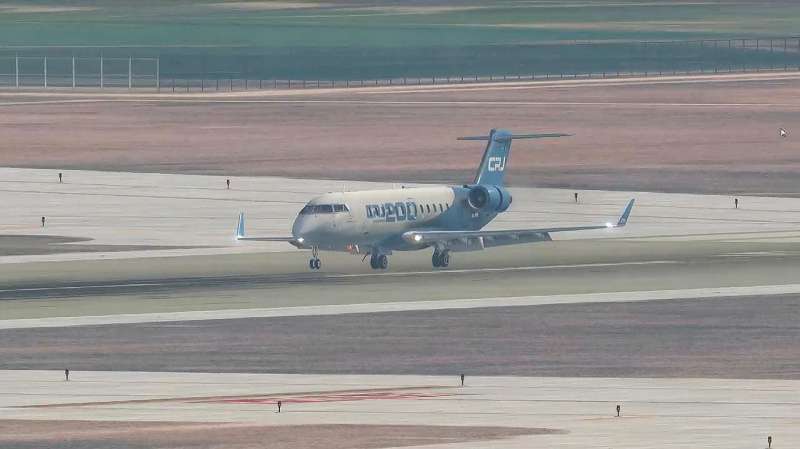 模拟飞行；让你们见识一下真正的坠毁式着陆