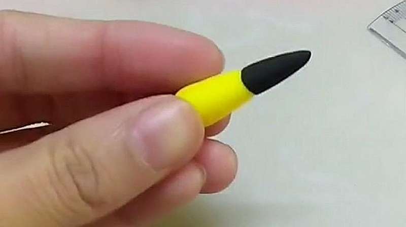 看老师玩超轻粘土,这个皮卡丘太可爱了,不得不佩服老师的技术