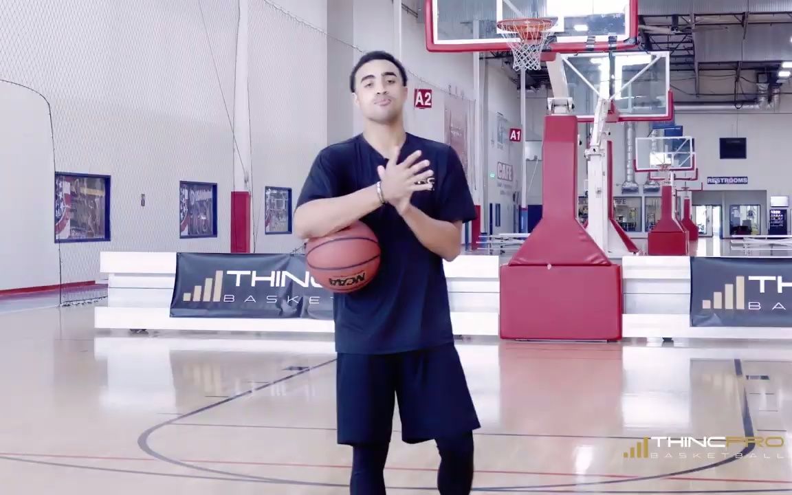 前5名致命的大学篮球得分动作!