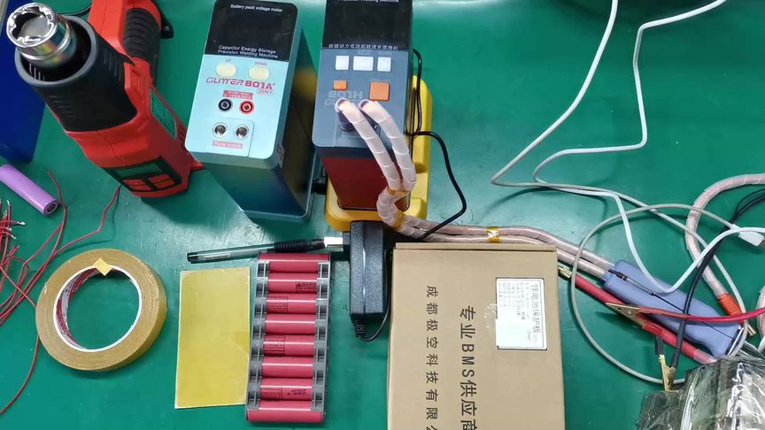 用极空主动均衡保护板给粉丝组装一组电池!8串容量2.5安时