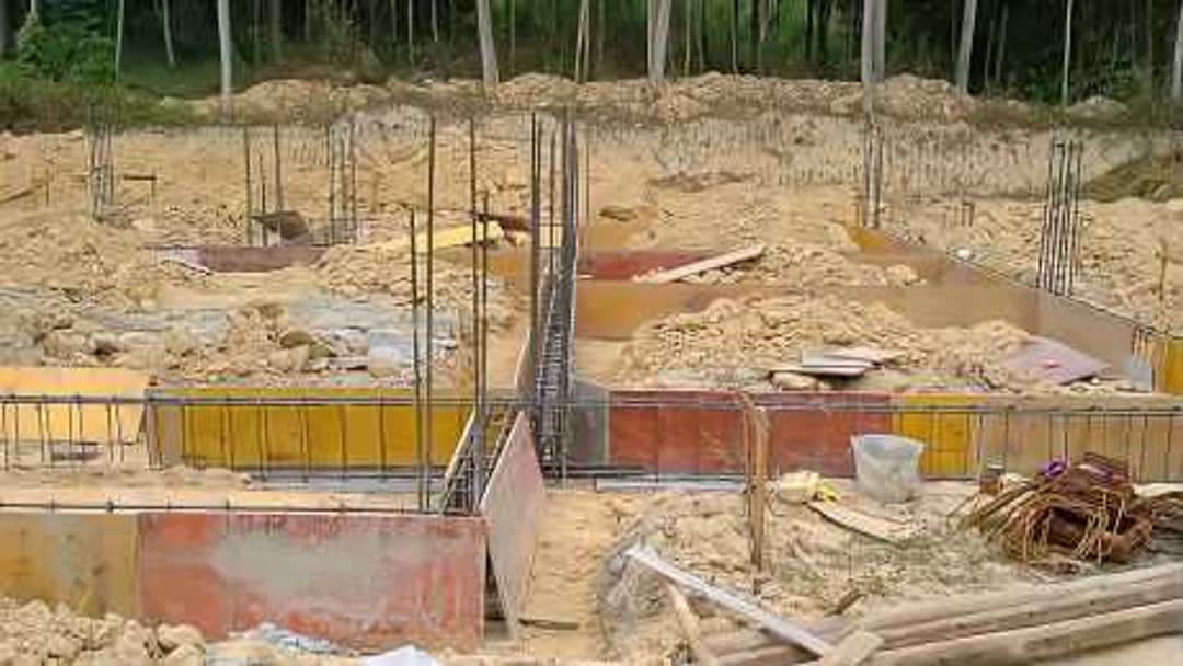 地梁模板安装,讲解了地梁模板安装步骤,学会了自己也可以动手干