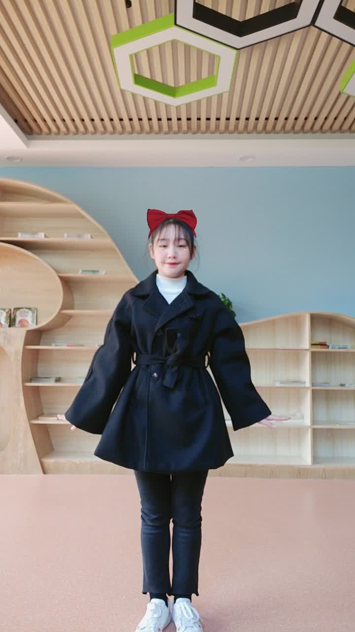 和孩子一起学猫叫寻找最美幼师 新技能速成 期末家长会总结成果PPT...