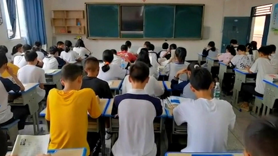 四川一中学全班学生全是班干部,老师:担任职务代表了某种责任