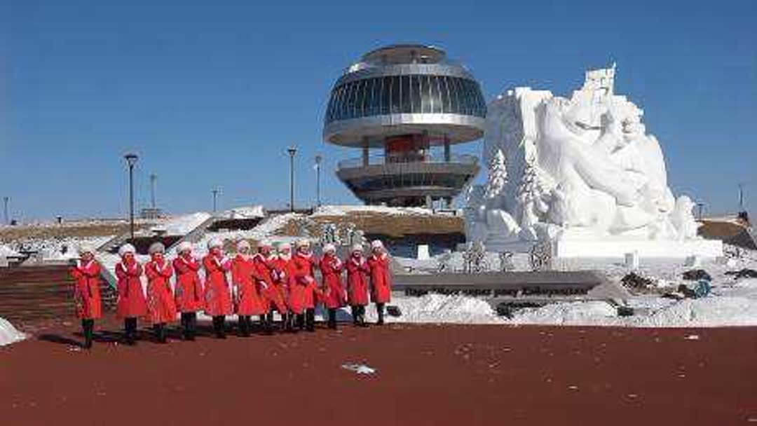 黑河市旗袍模特礼仪艺术文化交流协会黑龙江大桥演艺亲亲的黑河