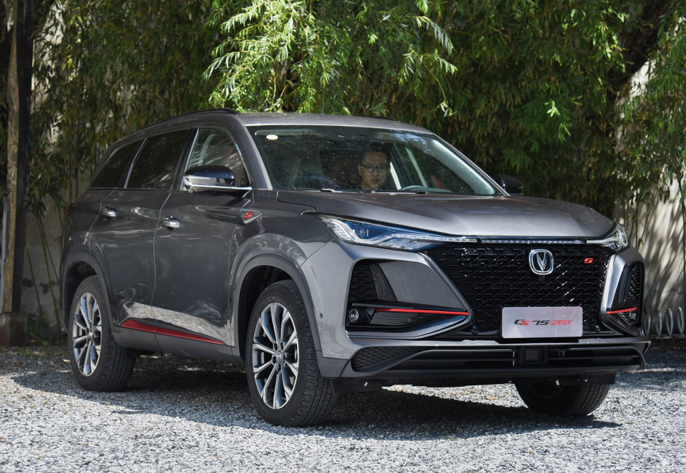 捷达VS7与长安CS75 PLUS怎么选?各自优缺点明显吗?