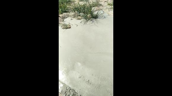 高强无收缩灌浆料。