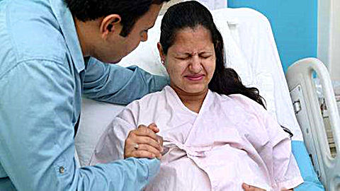 孕妇分娩要“开十指”,那么医学上的开十指有多大?母亲太伟大了