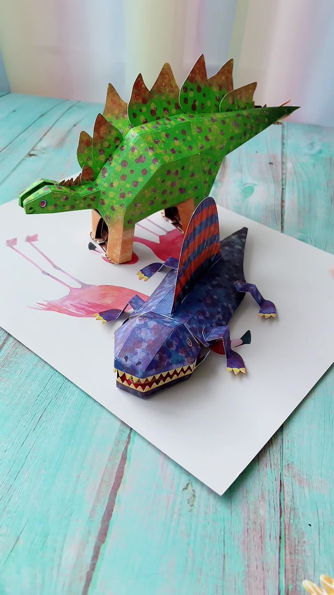 扔出去就能变形的立体恐龙模具,太好玩了!打开孩子不一样新奇世界!...