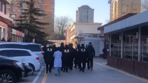 北京朝阳医院发生“伤医”事件 有医护人员帮助遇袭医生受伤