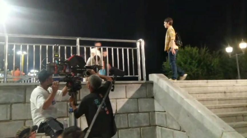 电影拍摄现场,丹东现场看拍摄过程,简单动作也多次试拍