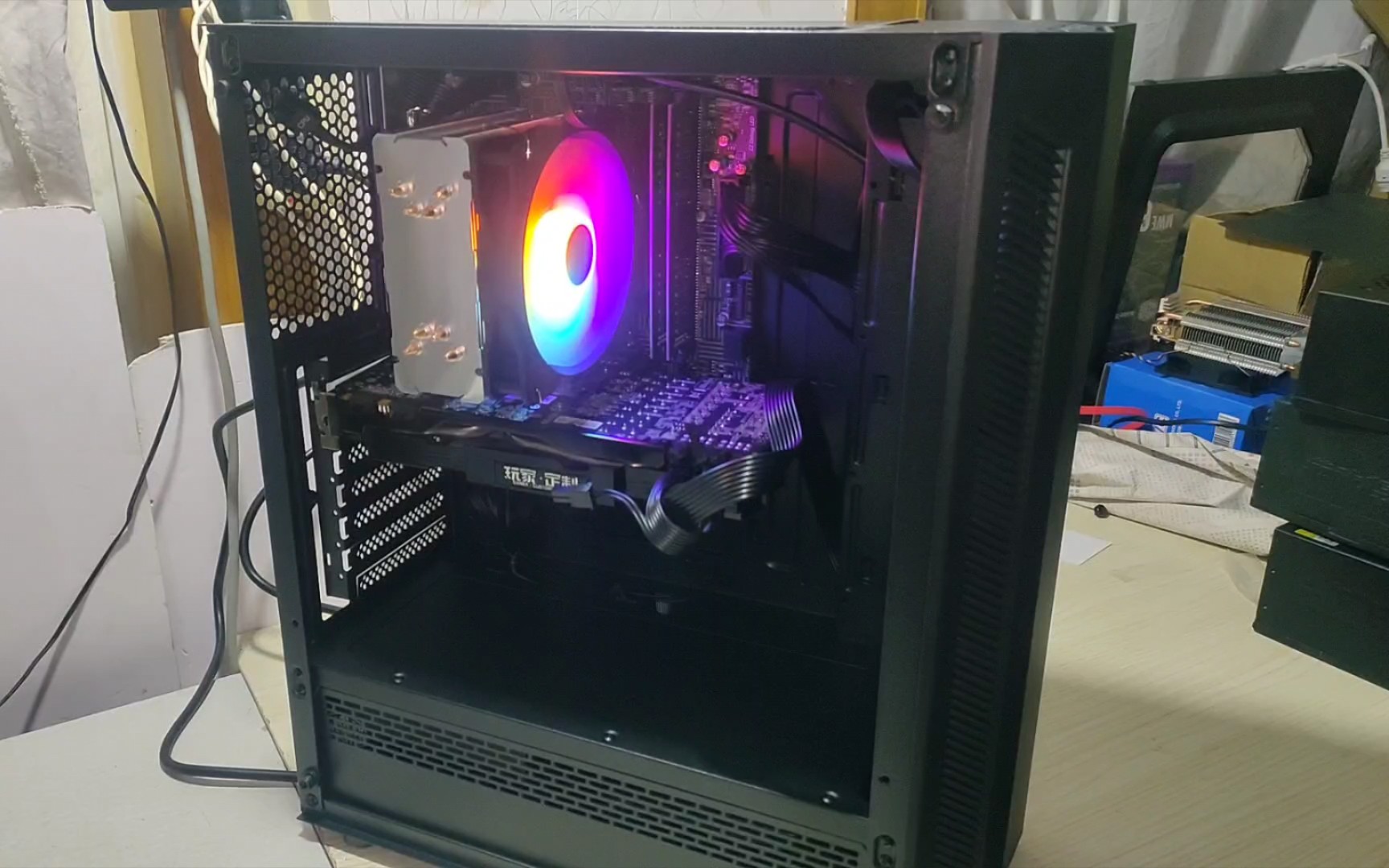 新年快乐啊,小兔崽子们!粉丝装机 i3 10105F+GTX970 4G 测试绝地...