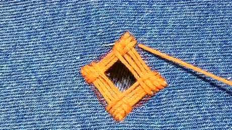 牛仔裤破洞还能这样补,简单洋气,祖传的针法教你学会,涨知识了