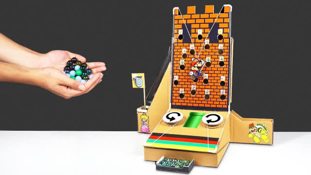 趣味DIY,手工达人教你用硬纸板制作超级马里奥游戏