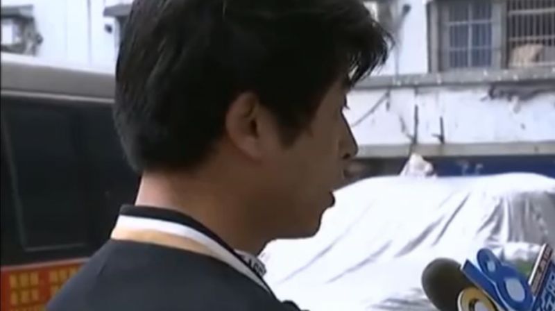 身份证被别人捡到,有人冒名办信用卡取现,银行说因为两人长得像