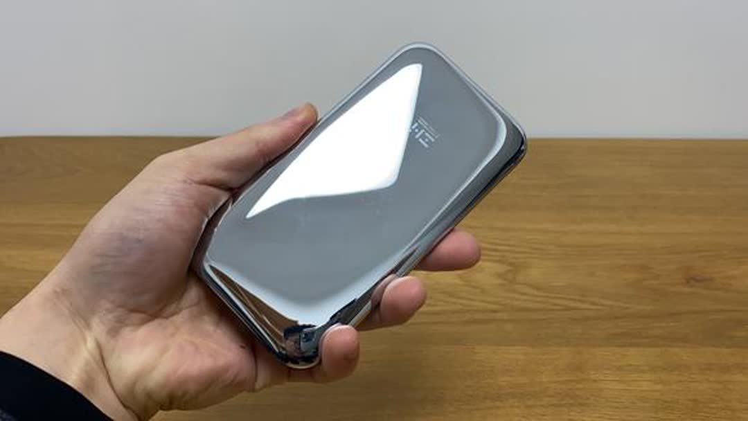 颜值爆表的“亮银探索版充电宝”:紫米太空移动电源开箱!