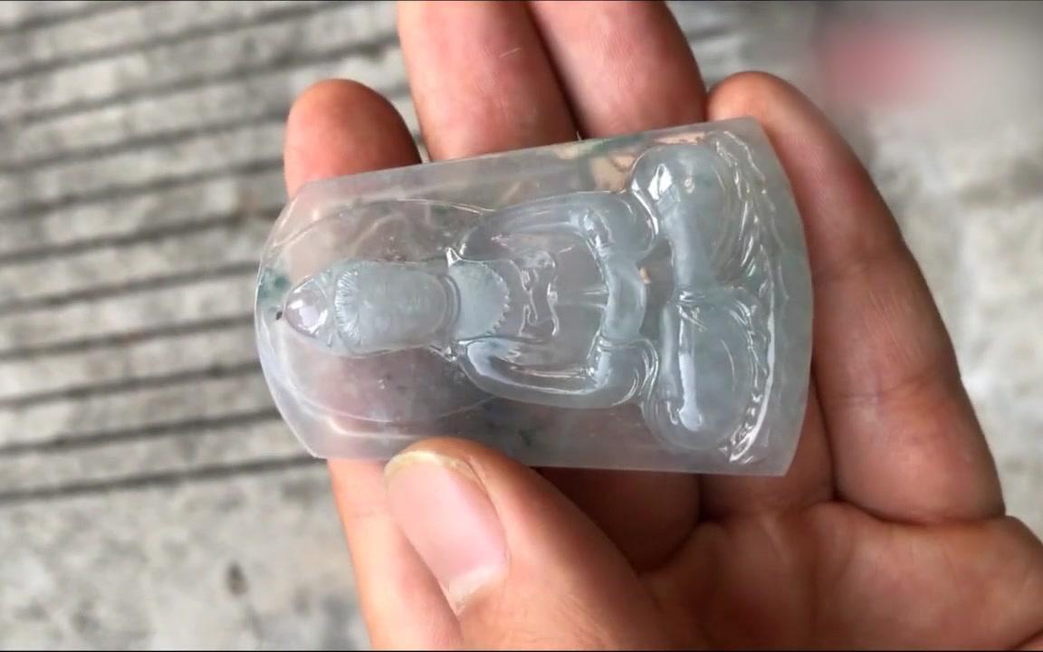 赌石交流:早市26000淘到的翡翠原石,从原石到成品的蜕变!