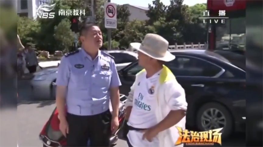 交通:男子闯红灯撞车反怪对方违法,强词夺理一番神辩解让人捧腹