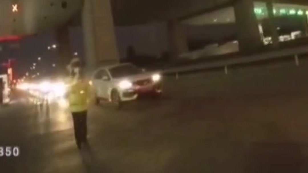 执法记录仪,记录着我们的坚守与真情! #战胜疫情dou行动