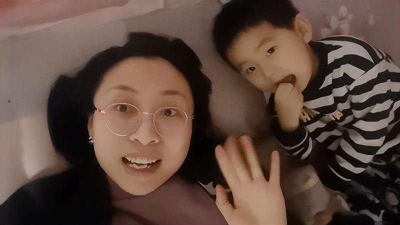 不花钱做让老照片动起来的视频 不会PS PR也不怕 手机APP就搞定