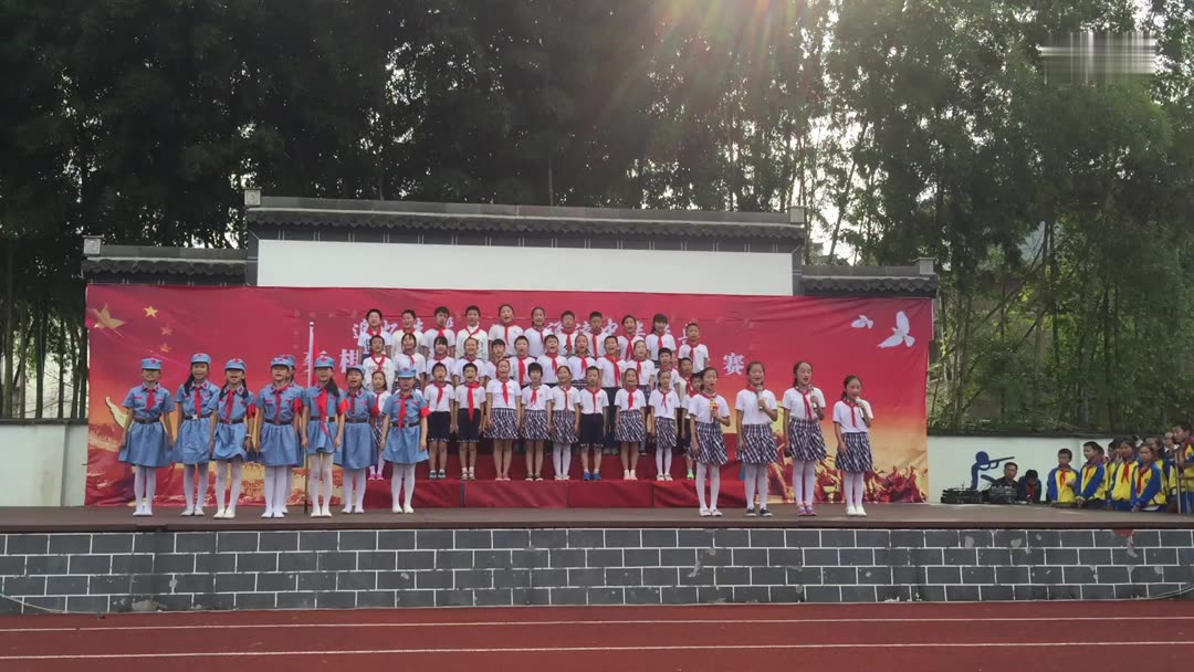 五年级长征诗歌朗诵