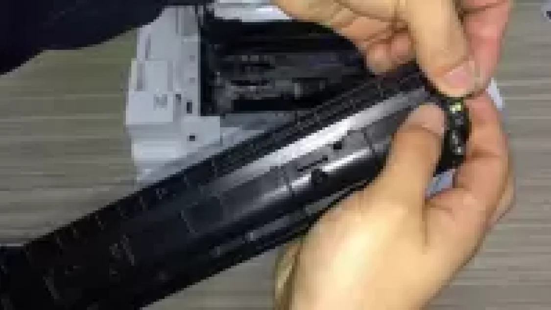HP130 227 更换粉盒或芯片方法