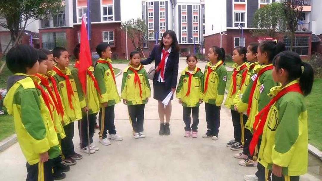 镇宁自治县少先队员研学案例《变》