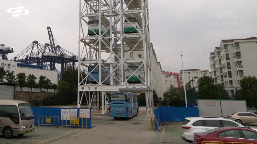 上海市振华长兴基地公交车立体车库