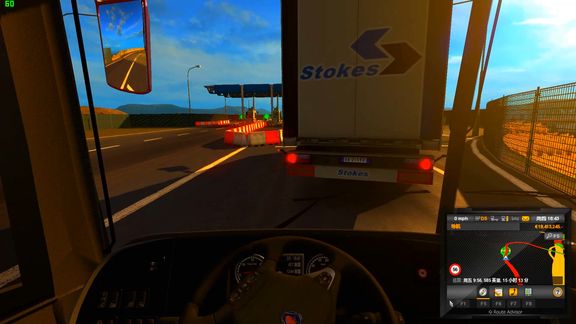欧洲卡车模拟2:前面这货车一直在我前面超不过去,只能尾随其后