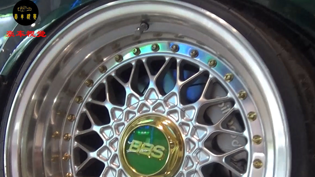 复古改装大众,个性、帅!后备箱好像还加了氮气瓶!