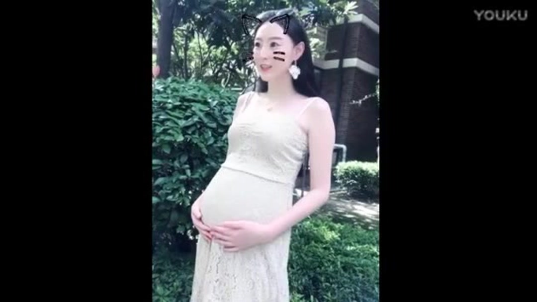 校花怀孕要生了, 可是还是这么美