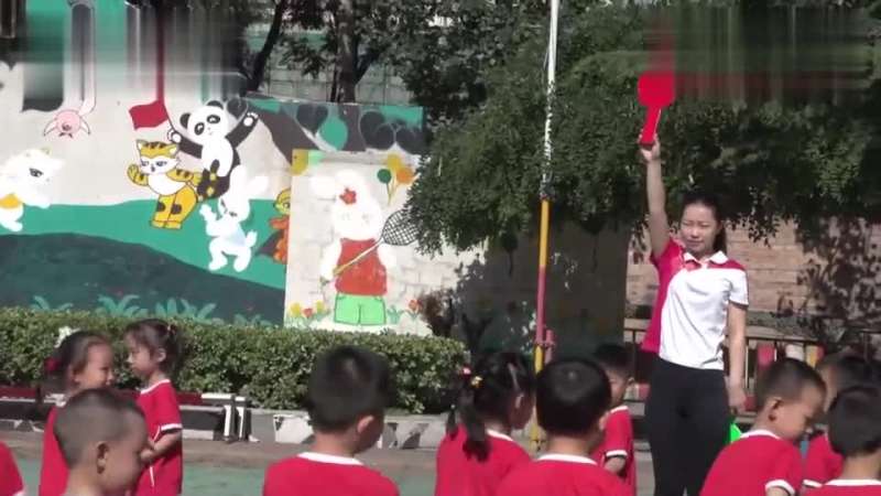 幼儿园25届体操示范 小班《体育游戏-小司机》