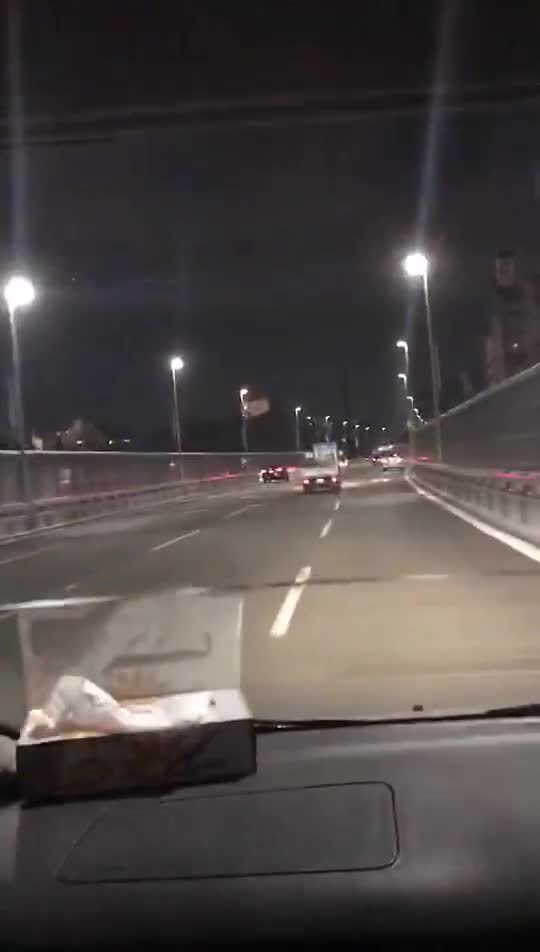 小伙子,你那什么车啊?