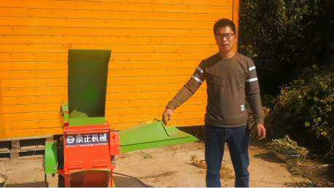 加工艾草变成艾绒,是什么样的机器?一起瞧瞧去