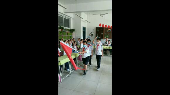 看看在教室里的如何庆6.1儿童节,孩子们玩的比以往还要开心!